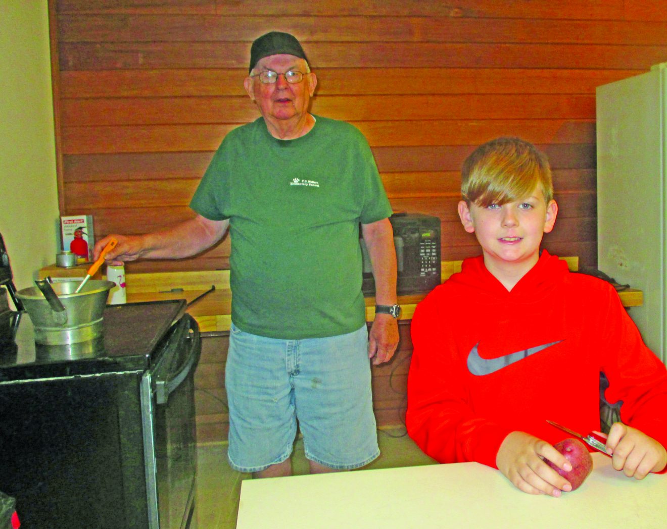 Snowden remembers his favorite foods in verse - Gazette Journal