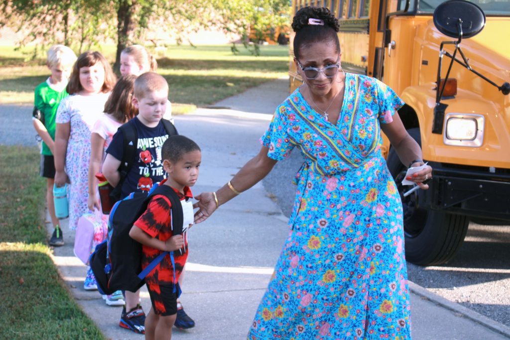 Opening day goes well in local schools - Gazette Journal