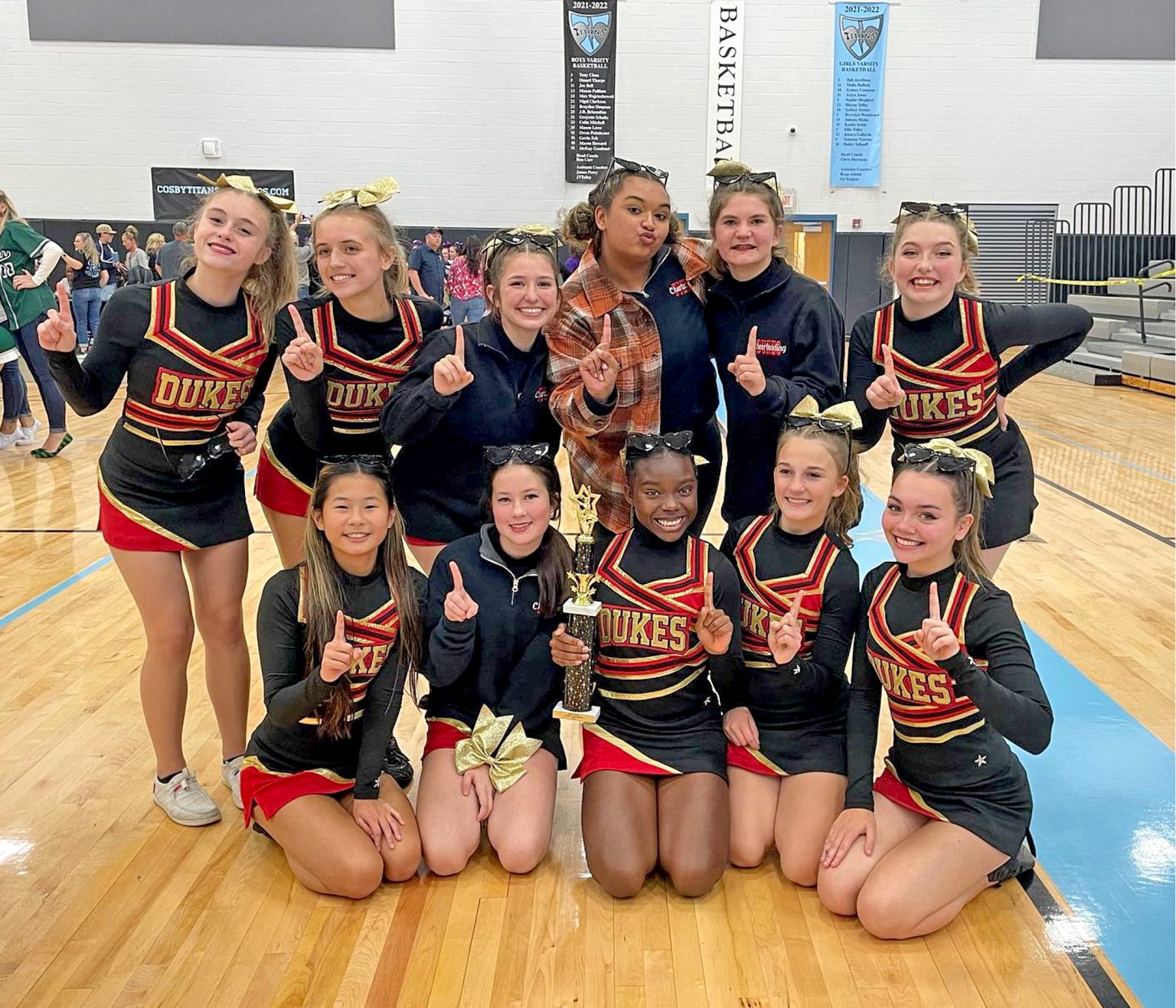 Cheerleading champs - Gazette Journal