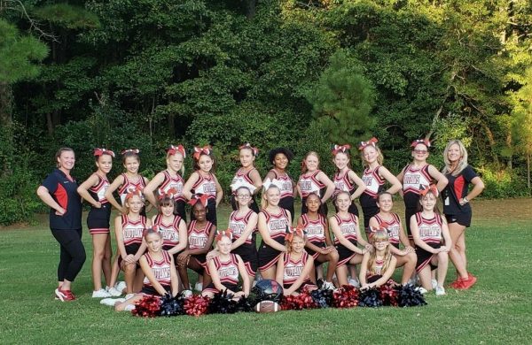 Outlaws cheer - Gazette Journal