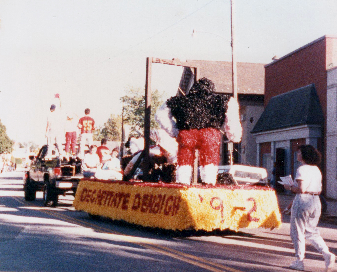 Driving the float is a Rowe family tradition - Gazette Journal