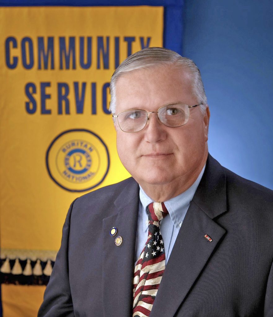 ELLIOTT FRANKLIN HOGGE - Gazette Journal