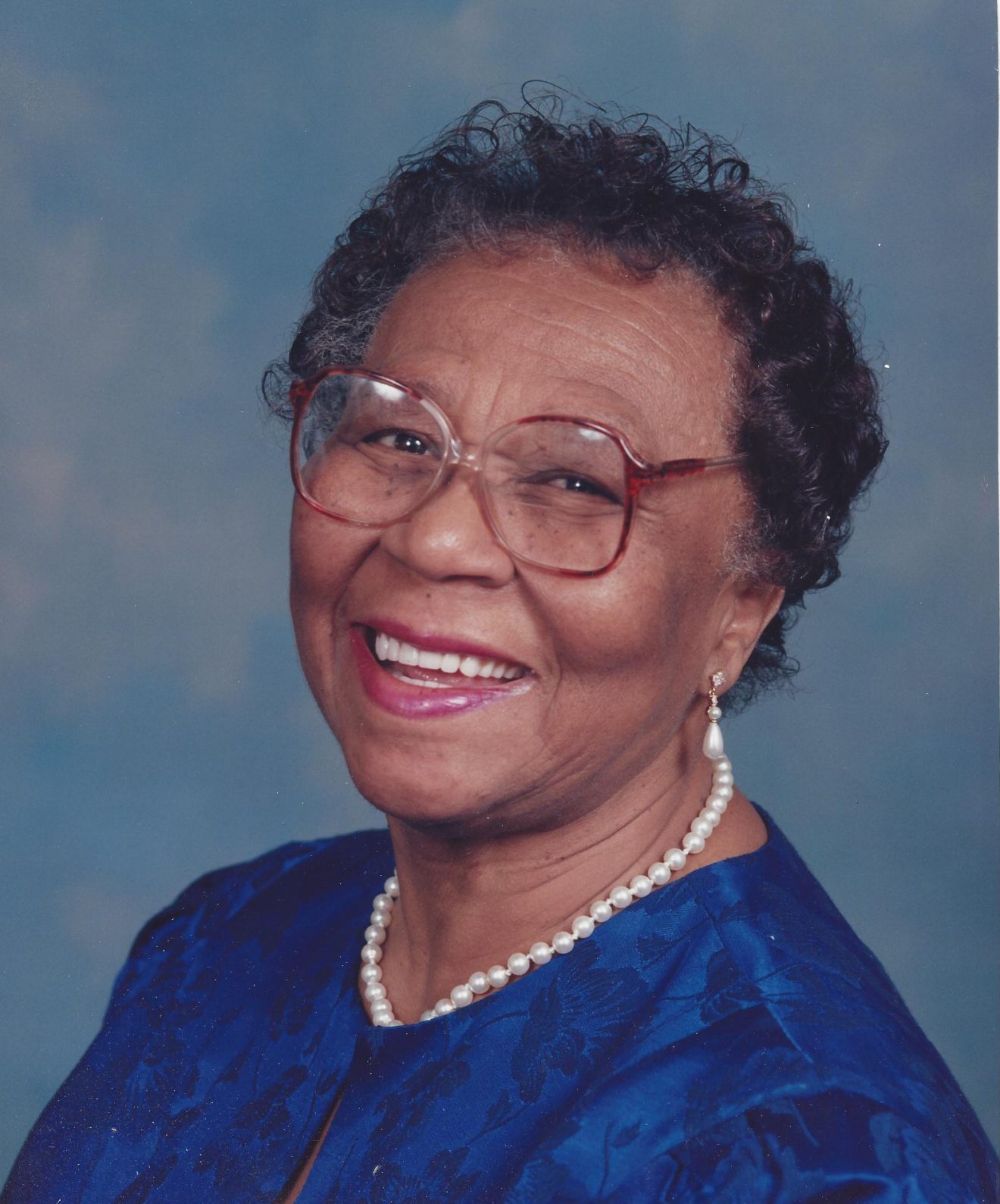 ANNIE RUTH LEWIS - Gazette Journal