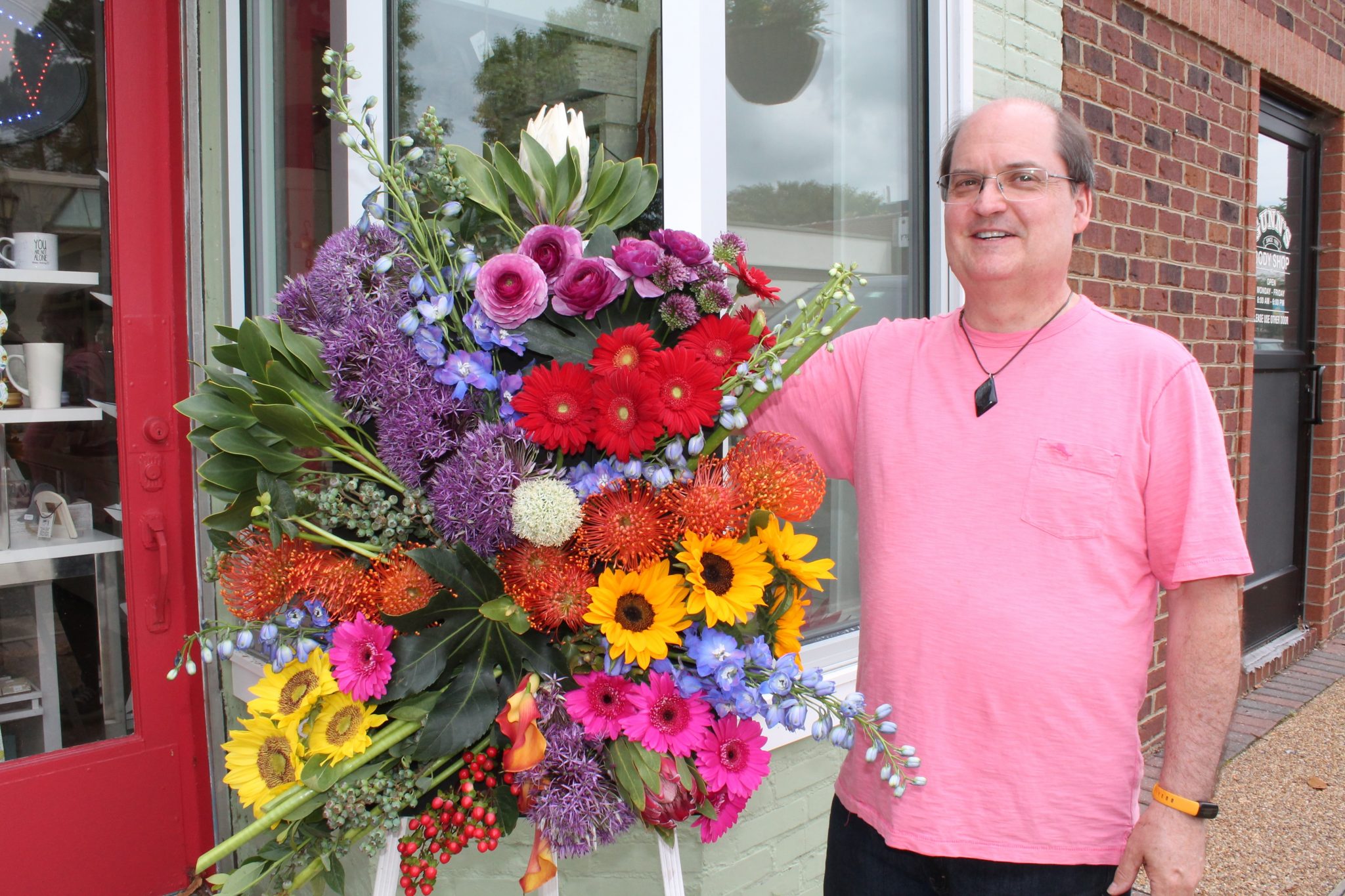 Smith’s Florist and Gift Shoppe creates floral art in support of ...