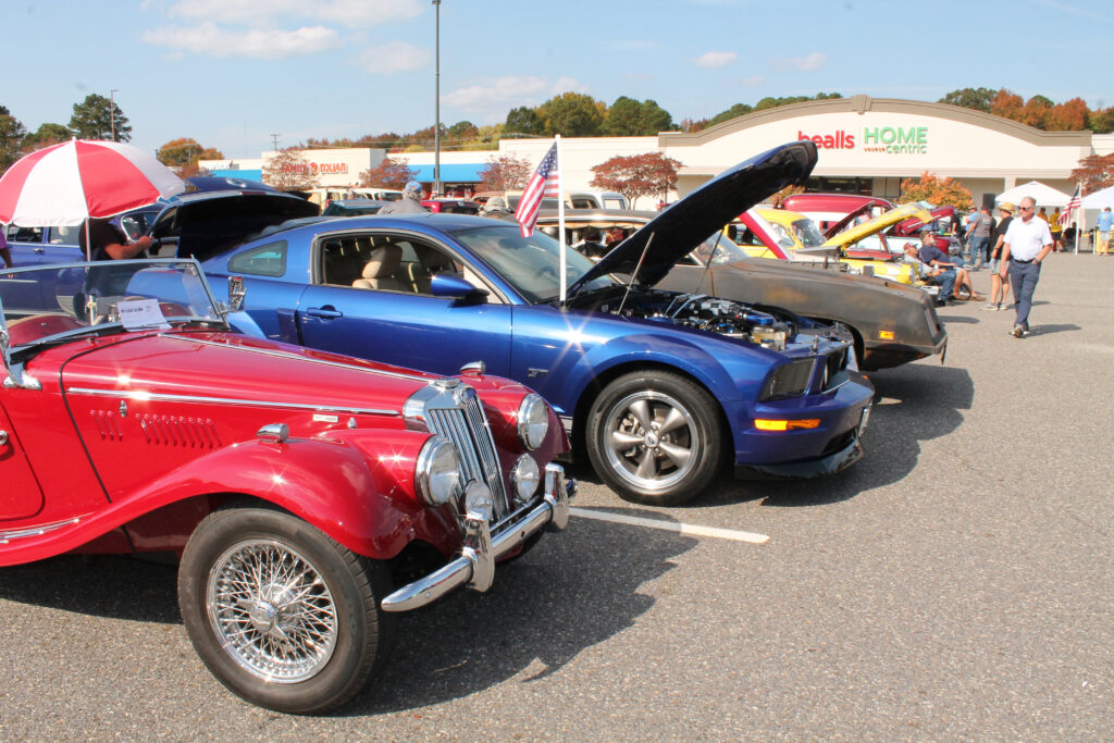 Car show at York River Crossing marks DMV’s 100th anniversary - Gazette ...