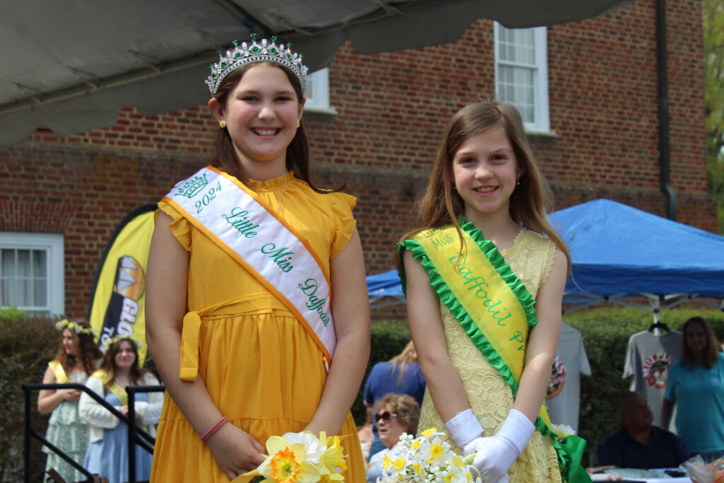 20,000+ attend Gloucester Daffodil Festival - Gazette Journal