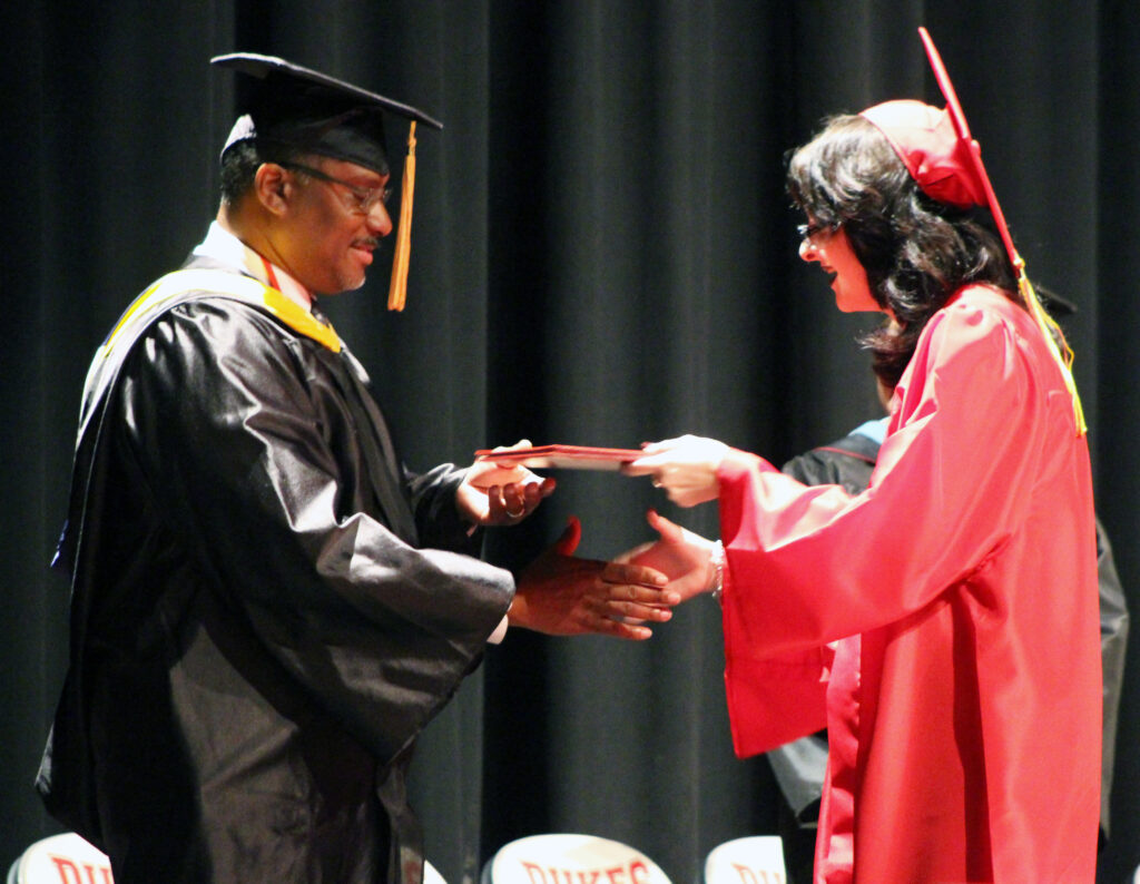 GHS graduates 8 in summer graduation ceremony - Gazette Journal